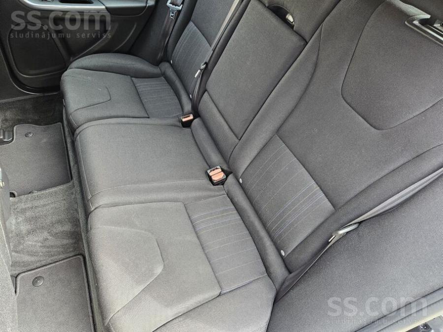 Black Volvo V60 2012 in Jekabpils, with an engine capacity of 2.00 L and mileage of 269 thousand km for 6290 €, photo 16 on AUTOMOTO.COM.LV