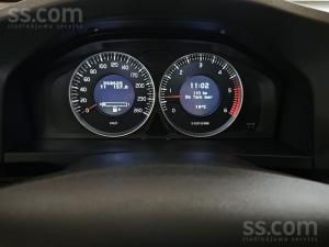 Black Volvo V60 2012 in Jekabpils, with an engine capacity of 2.00 L and mileage of 269 thousand km for 6290 €, photo 31 on AUTOMOTO.COM.LV