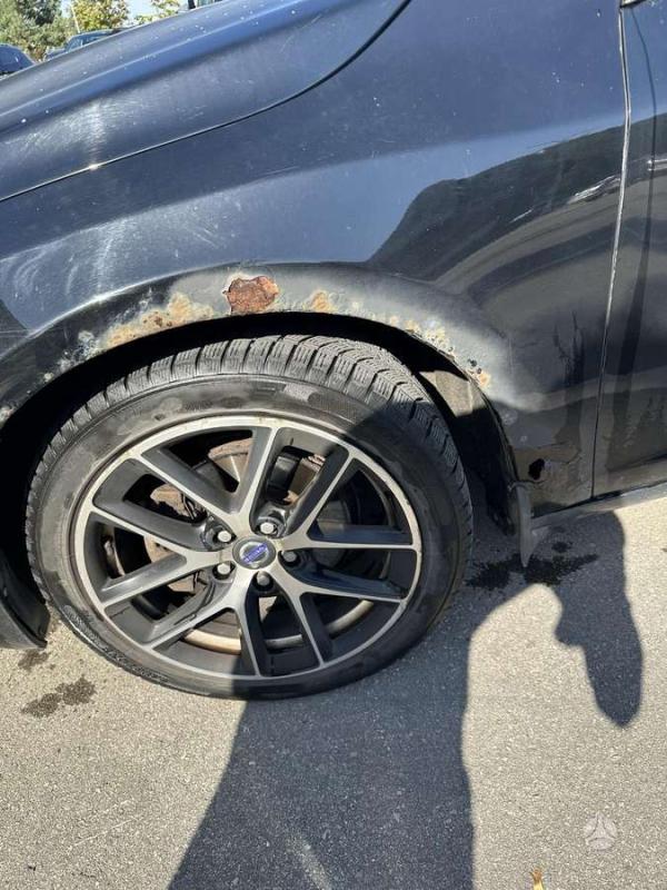 Черный Вольво B60 2012 в Паневежис, объемом двигателя 1.98 л и пробегом 389 тыс. км за 3250 €, фото 9 на AUTOMOTO.COM.LV