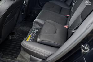 Melns Volvo V60 2012 Jonava, ar dzinēja tilpumu 2.00 L un nobraukumu 335 tūkst. km par 4850 €, foto 9 vietnē AUTOMOTO.COM.LV