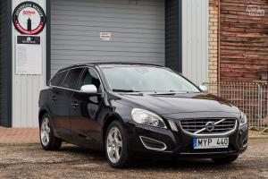 Melns Volvo V60 2012 Jonava, ar dzinēja tilpumu 2.00 L un nobraukumu 335 tūkst. km par 4850 €, foto 12 vietnē AUTOMOTO.COM.LV