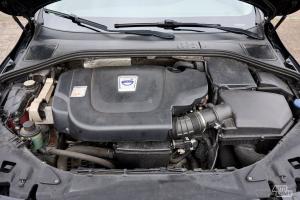 Melns Volvo V60 2012 Jonava, ar dzinēja tilpumu 2.00 L un nobraukumu 335 tūkst. km par 4850 €, foto 18 vietnē AUTOMOTO.COM.LV