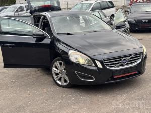 Черный Вольво B60 2012 в Рига, объемом двигателя 2.40 л и пробегом 238 тыс. км за 6950 €, фото 5 на AUTOMOTO.COM.LV