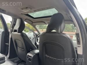 Черный Вольво B60 2012 в Рига, объемом двигателя 2.40 л и пробегом 238 тыс. км за 6950 €, фото 19 на AUTOMOTO.COM.LV