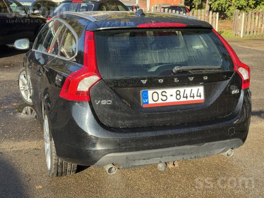 Черный Вольво B60 2012 в Рига, объемом двигателя 2.40 л и пробегом 238 тыс. км за 6950 €, фото 23 на AUTOMOTO.COM.LV