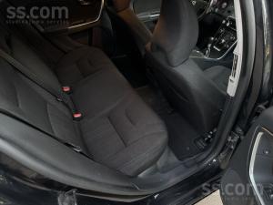 Black Volvo V60 2012 in Riga, with an engine capacity of 2.00 L and mileage of 0 thousand km for 3700 €, photo 20 on AUTOMOTO.COM.LV