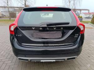 Melns Volvo V60 2013 Kauņa, ar dzinēja tilpumu 2.40 L un nobraukumu 245 tūkst. km par 7950 €, foto 11 vietnē AUTOMOTO.COM.LV