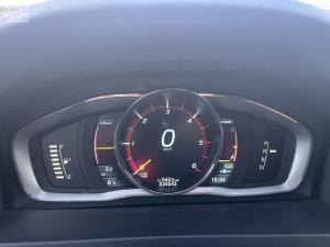 Melns Volvo V60 2013 Klaipėda, ar dzinēja tilpumu 2.40 L un nobraukumu 325 tūkst. km par 7500 €, foto 13 vietnē AUTOMOTO.COM.LV