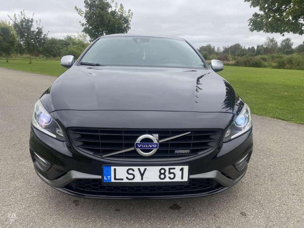 Melns Volvo V60 2013 Šauļi, ar dzinēja tilpumu 1.98 L un nobraukumu 277 tūkst. km par 8999 €, foto 6 vietnē AUTOMOTO.COM.LV