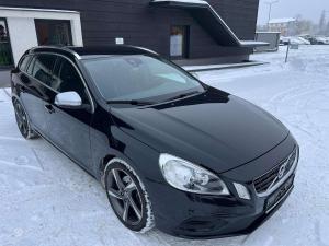 Black Volvo V60 2013 in Kaunas, with an engine capacity of 1.98 L and mileage of 277 thousand km for 7449 €, photo 3 on AUTOMOTO.COM.LV