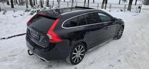 Black Volvo V60 2013 in Kazlu Ruda, with an engine capacity of 2.40 L and mileage of 235 thousand km for 7500 €, photo 13 on AUTOMOTO.COM.LV