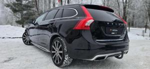 Black Volvo V60 2013 in Kazlu Ruda, with an engine capacity of 2.40 L and mileage of 235 thousand km for 7500 €, photo 17 on AUTOMOTO.COM.LV