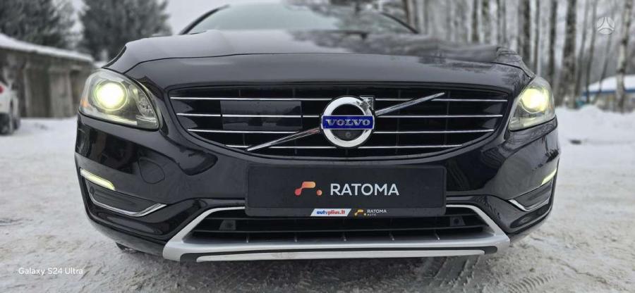 Black Volvo V60 2013 in Kazlu Ruda, with an engine capacity of 2.40 L and mileage of 235 thousand km for 7500 €, photo 19 on AUTOMOTO.COM.LV