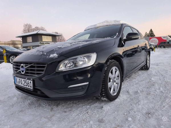 Melns Volvo V60 2013 Tauragė, ar dzinēja tilpumu 2.40 L un nobraukumu 191 tūkst. km par 7800 €, foto 1 vietnē AUTOMOTO.COM.LV