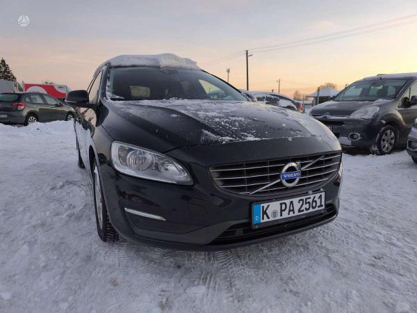 Melns Volvo V60 2013 Tauragė, ar dzinēja tilpumu 2.40 L un nobraukumu 191 tūkst. km par 7800 €, foto 10 vietnē AUTOMOTO.COM.LV
