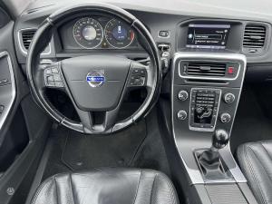 Melns Volvo V60 2013 Šauļi, ar dzinēja tilpumu 1.56 L un nobraukumu 252 tūkst. km par 5400 €, foto 10 vietnē AUTOMOTO.COM.LV