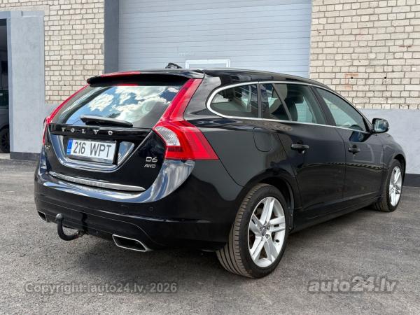 Black Volvo V60 2013 in Paide, with an engine capacity of 2.40 L and mileage of 294 thousand km for 8490 €, photo 6 on AUTOMOTO.COM.LV
