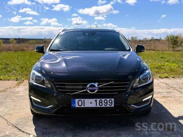 Черный Вольво B60 2013 в Рига, объемом двигателя 2.40 л и пробегом 251 тыс. км за 7990 €, фото 2 на AUTOMOTO.COM.LV