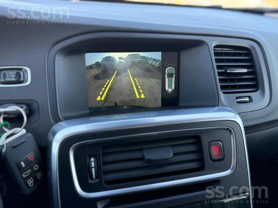 Melns Volvo V60 2013 Rīga, ar dzinēja tilpumu 2.40 L un nobraukumu 251 tūkst. km par 7990 €, foto 16 vietnē AUTOMOTO.COM.LV