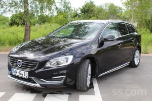 Melns Volvo V60 2013 Dobele, ar dzinēja tilpumu 1.60 L un nobraukumu 343 tūkst. km par 5300 €, foto 5 vietnē AUTOMOTO.COM.LV