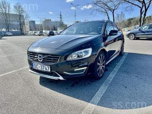 Черный Вольво B60 2013 в Рига, объемом двигателя 2.40 л и пробегом 285 тыс. км за 6200 €, фото 3 на AUTOMOTO.COM.LV