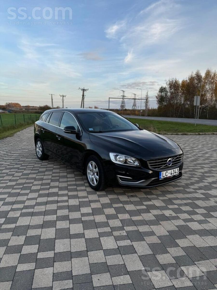 Черный Вольво B60 2013 в Елгава, объемом двигателя 1.60 л и пробегом 117 тыс. км за 10400 €, фото 3 на AUTOMOTO.COM.LV