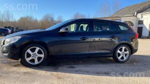 Черный Вольво B60 2013 в Краслава, объемом двигателя 2.00 л и пробегом 193 тыс. км за 4900 €, фото 3 на AUTOMOTO.COM.LV