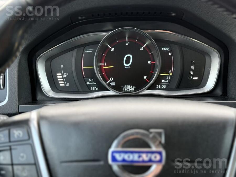 Melns Volvo V60 2013 Rīga, ar dzinēja tilpumu 2.40 L un nobraukumu 470 tūkst. km par 3550 €, foto 13 vietnē AUTOMOTO.COM.LV