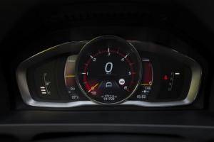 Melns Volvo V60 2013 Rīga, ar dzinēja tilpumu 2.40 L un nobraukumu 192 tūkst. km par 11900 €, foto 17 vietnē AUTOMOTO.COM.LV