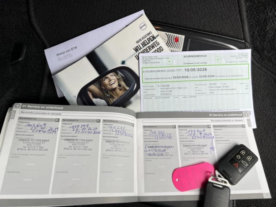 Melns Volvo V60 2013 Rīga, ar dzinēja tilpumu 2.00 L un nobraukumu 184 tūkst. km par 6995 €, foto 17 vietnē AUTOMOTO.COM.LV