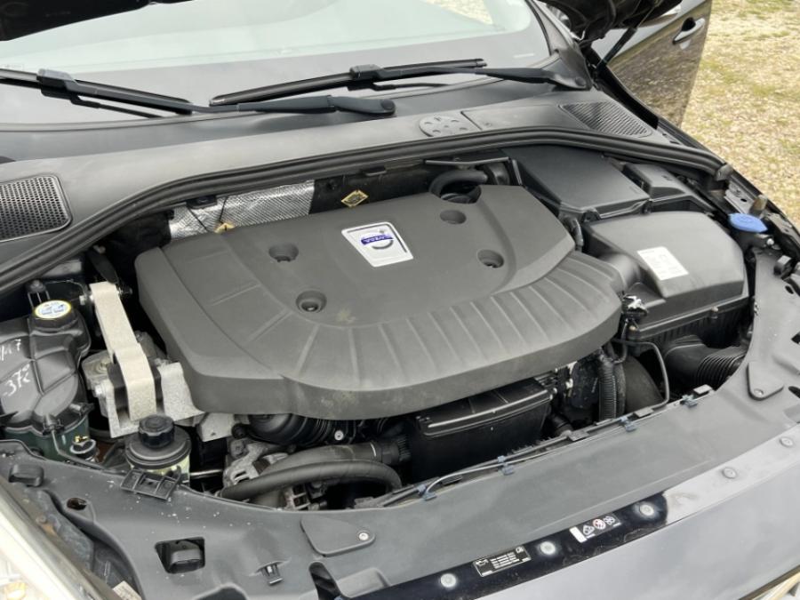Melns Volvo V60 2013 Rīga, ar dzinēja tilpumu 2.00 L un nobraukumu 184 tūkst. km par 6995 €, foto 21 vietnē AUTOMOTO.COM.LV