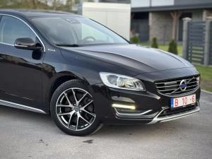 Melns Volvo V60 2013 Jelgava, ar dzinēja tilpumu 2.40 L un nobraukumu 205 tūkst. km par 10500 €, foto 7 vietnē AUTOMOTO.COM.LV