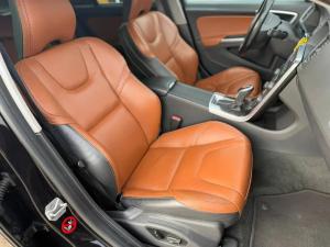 Черный Вольво B60 2013 в Рига, объемом двигателя 2.40 л и пробегом 270 тыс. км за 7990 €, фото 15 на AUTOMOTO.COM.LV