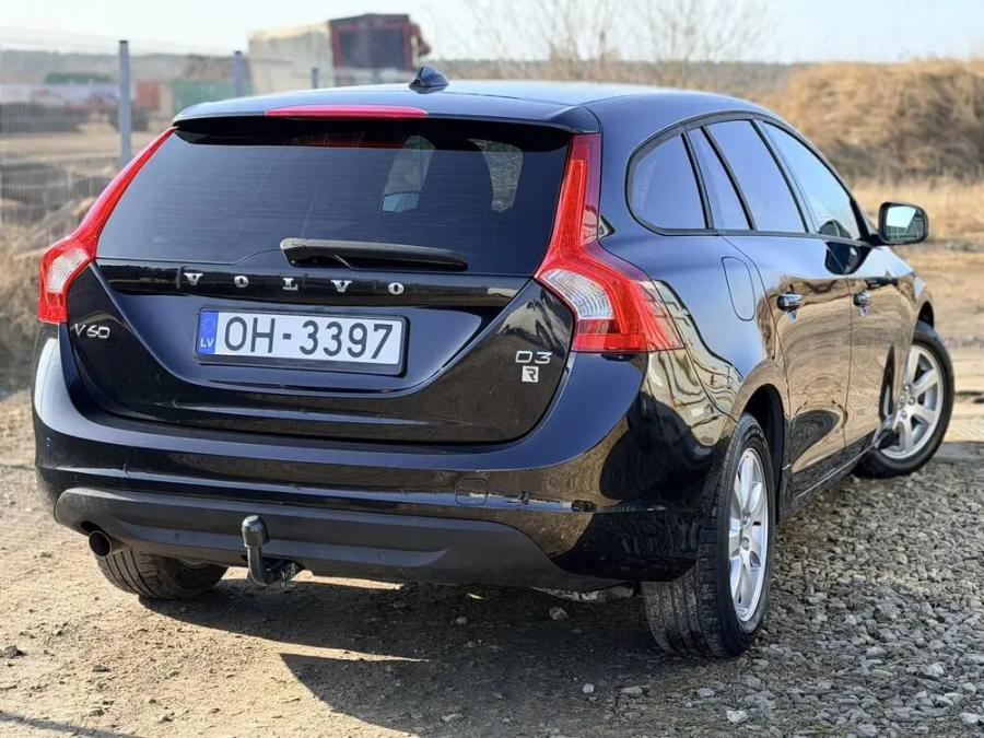 Черный Вольво B60 2013 в Рига, объемом двигателя 2.00 л и пробегом 184 тыс. км за 6995 €, фото 5 на AUTOMOTO.COM.LV