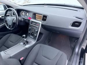 Черный Вольво B60 2013 в Рига, объемом двигателя 2.00 л и пробегом 184 тыс. км за 6995 €, фото 16 на AUTOMOTO.COM.LV