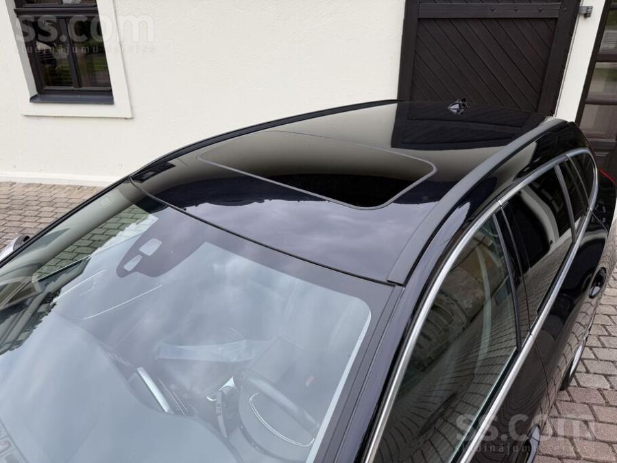 Black Volvo V60 2013 in Gulbene, with an engine capacity of 2.40 L and mileage of 275 thousand km for 7990 €, photo 5 on AUTOMOTO.COM.LV
