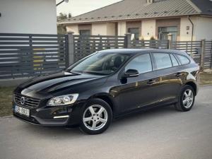 Black Volvo V60 2013 in Jelgava, with an engine capacity of 2.00 L and mileage of 325 thousand km for 5600 €, photo  on AUTOMOTO.COM.LV