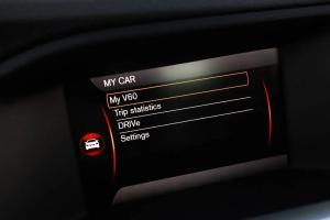 Black Volvo V60 2013 in Jelgava, with an engine capacity of 2.00 L and mileage of 325 thousand km for 5600 €, photo 18 on AUTOMOTO.COM.LV