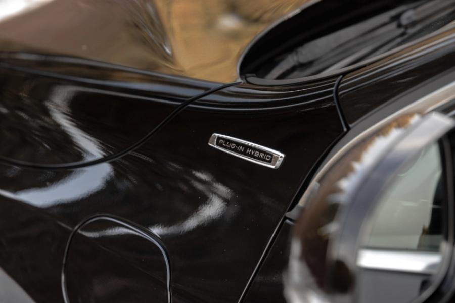 Melns Volvo V60 2013 Rīga, ar dzinēja tilpumu 2.40 L un nobraukumu 238 tūkst. km par 10900 €, foto 8 vietnē AUTOMOTO.COM.LV
