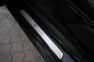 Black Volvo V60 2013 in Riga, with an engine capacity of 2.00 L and mileage of 254 thousand km for 10900 €, photo 16 on AUTOMOTO.COM.LV