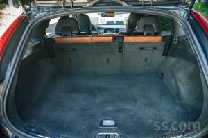 Black Volvo V60 2013 in Riga, with an engine capacity of 1.60 L and mileage of 303 thousand km for 4590 €, photo 21 on AUTOMOTO.COM.LV