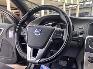 Black Volvo V60 2013 in Raseiniai, with an engine capacity of 2.40 L and mileage of 257 thousand km for 7500 €, photo 25 on AUTOMOTO.COM.LV