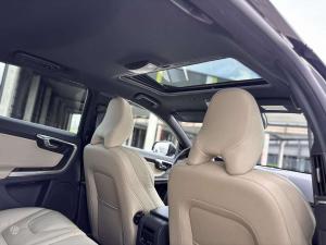 Black Volvo V60 2013 in Raseiniai, with an engine capacity of 2.40 L and mileage of 257 thousand km for 7500 €, photo 33 on AUTOMOTO.COM.LV