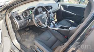 Melns Volvo V60 2013 Rīga, ar dzinēja tilpumu 2.00 L un nobraukumu 260 tūkst. km par 6200 €, foto 10 vietnē AUTOMOTO.COM.LV