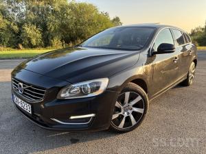 Black Volvo V60 2013 in Bauska, with an engine capacity of 2.40 L and mileage of 306 thousand km for 5000 €, photo 8 on AUTOMOTO.COM.LV