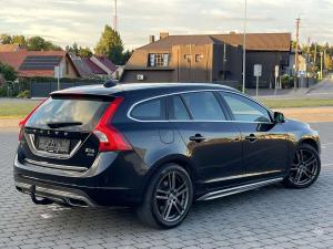 Черный Вольво B60 2013 в Расейняй, объемом двигателя 2.40 л и пробегом 295 тыс. км за 7299 €, фото 4 на AUTOMOTO.COM.LV