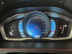 Черный Вольво B60 2013 в Расейняй, объемом двигателя 2.40 л и пробегом 295 тыс. км за 7299 €, фото 47 на AUTOMOTO.COM.LV