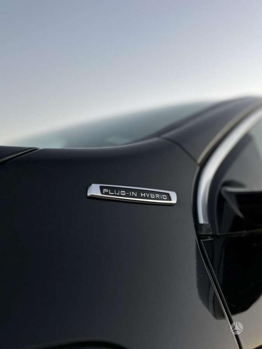 Black Volvo V60 2013 in Kaunas, with an engine capacity of 2.40 L and mileage of 334 thousand km for 7999 €, photo 3 on AUTOMOTO.COM.LV
