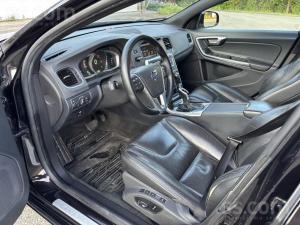 Melns Volvo V60 2013 Bauska, ar dzinēja tilpumu 2.40 L un nobraukumu 0 tūkst. km par 3800 €, foto 24 vietnē AUTOMOTO.COM.LV