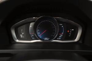 Черный Вольво B60 2013 в Елгава, объемом двигателя 2.40 л и пробегом 255 тыс. км за 8000 €, фото 14 на AUTOMOTO.COM.LV